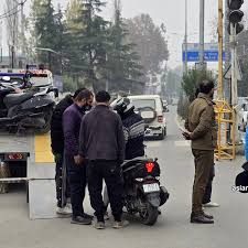 Major Crackdown: RTO Kashmir Fines ₹7.98 Lakh for Traffic Offences ...