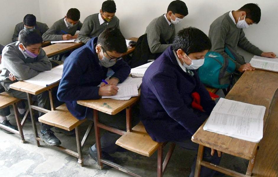Kashmir's Education Crossroads: Nurturing Minds, Healing Souls – A Call ...